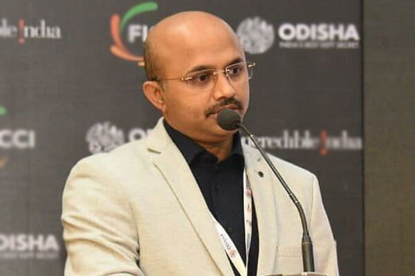 IAS Anbalagan P Biography in Hindi: छत्तीसगढ़ के आईएएस अंबलगन पी की ...