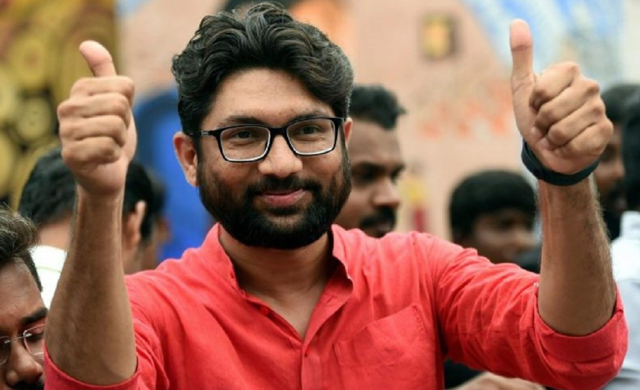 जिग्नेश मेवाणी का जीवन परिचय | Jignesh Mevani Biography in Hindi ...