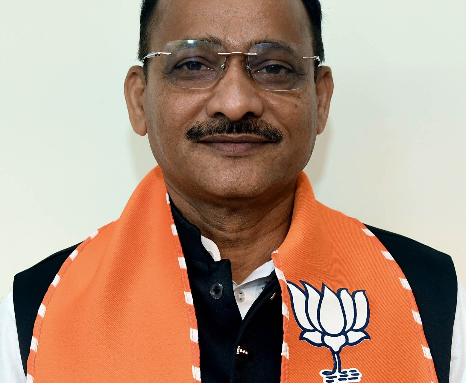 अरविंद छोटुभाई पटेल का जीवन परिचय | Arvind Chhotubhai Patel Biography ...