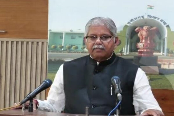 VIDEO- CG में संवैधानिक संकट: पूर्व स्पीकर ने कहा – राज्यपाल के खिलाफ ...