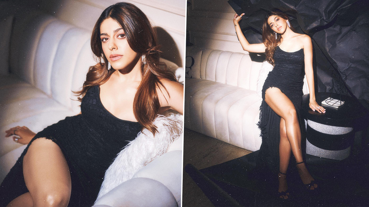 Alaya F Hot Photos: एक्ट्रेस Alaya F ने सिजलिंग आउटफिट में कराया हॉट फोटेशूट, हॉट पोज देख यूजर्स ...