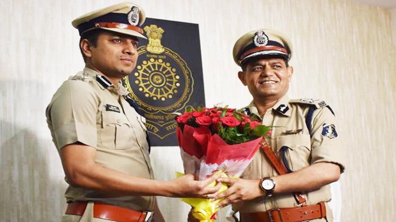 IG Ratanlal Dangi: IPS रतनलाल डांगी ने रायपुर आईजी का लिया चार्ज | IG ...