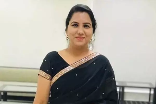 Resignation of Deputy Collector Megha Tiwari-डिप्टी कलेक्टर का इस्तीफा ...