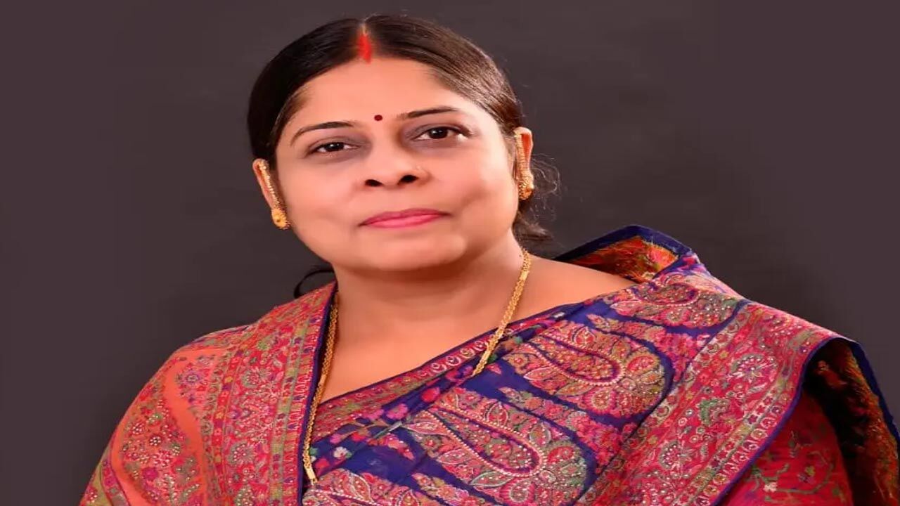 MLA Mamta Chandrakar Biography in Hindi: विधायक ममता चंद्राकर का जीवन परिचय... | MLA Mamta ...
