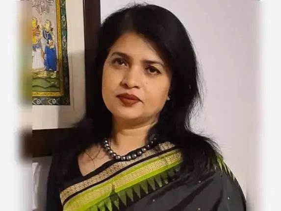 Niharika Barik Singh: दो साल बाद लौटी IAS निहारिका ने दी ज्वाइनिंग ...