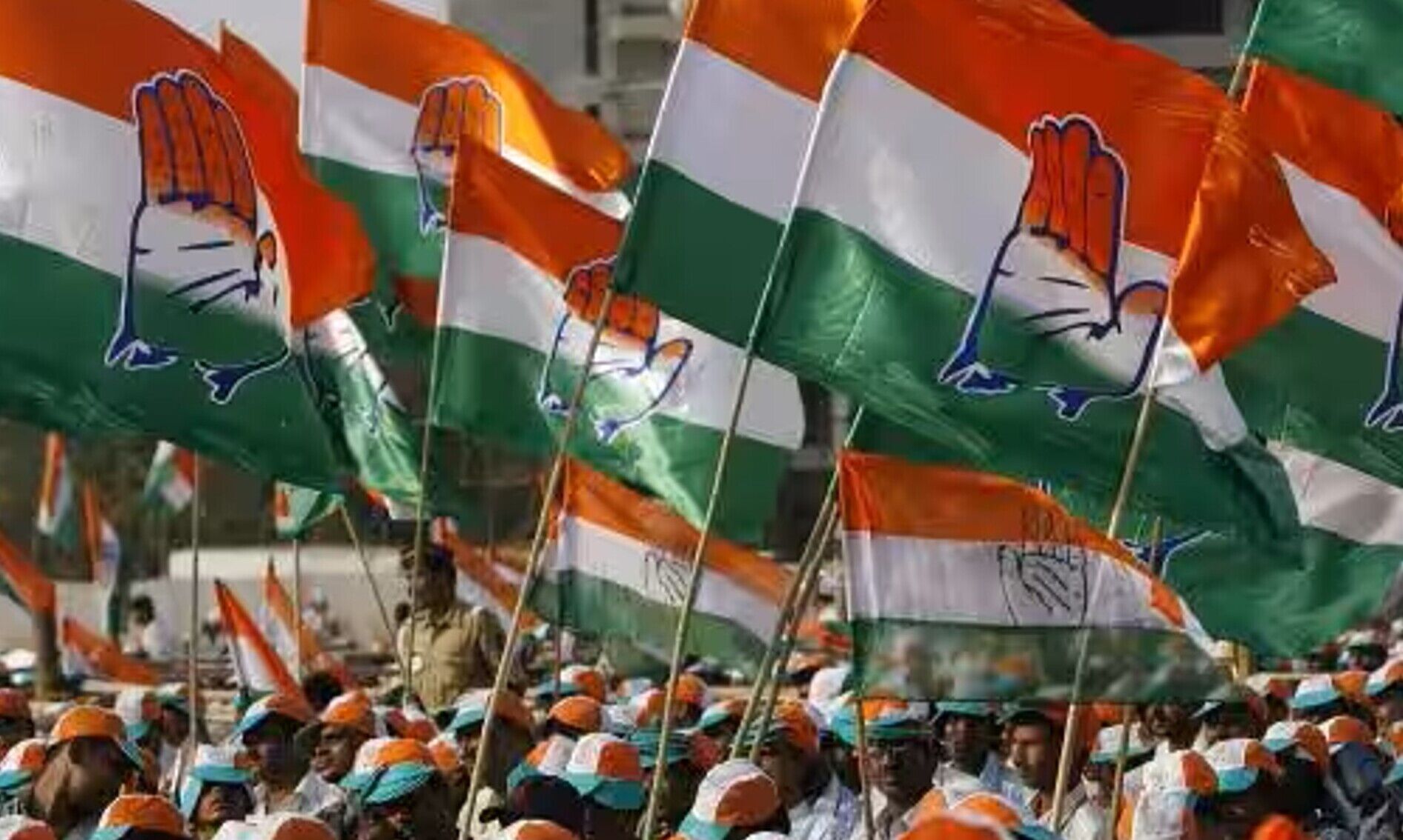 CG Congress Ticket: छत्‍तीसगढ़ में कांग्रेस के इन 22 विधायकों की कटी ...