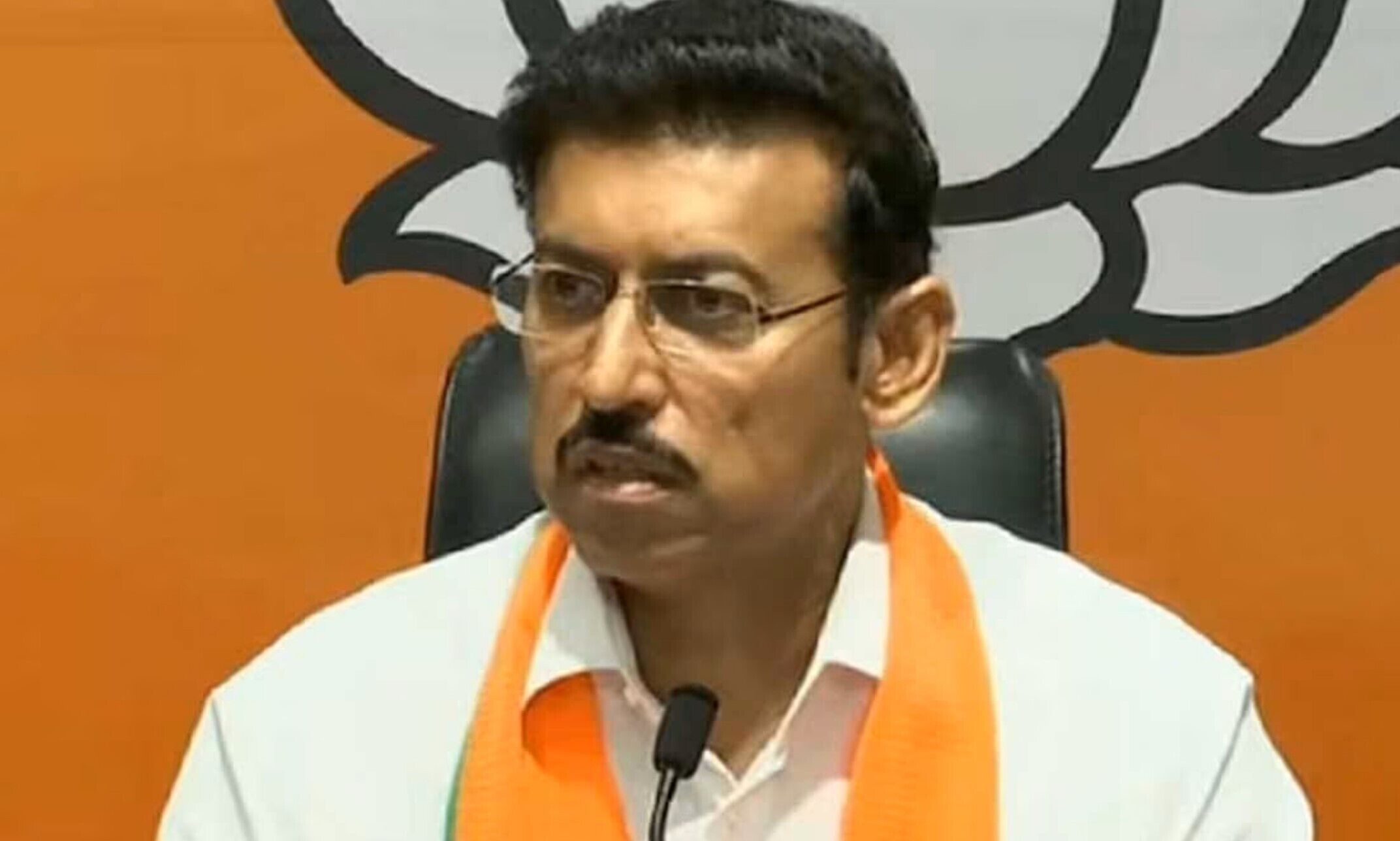 Rajyavardhan Rathod Biography: राज्यवर्धन सिंह राठौड़ की जीवनी, जानिए ...