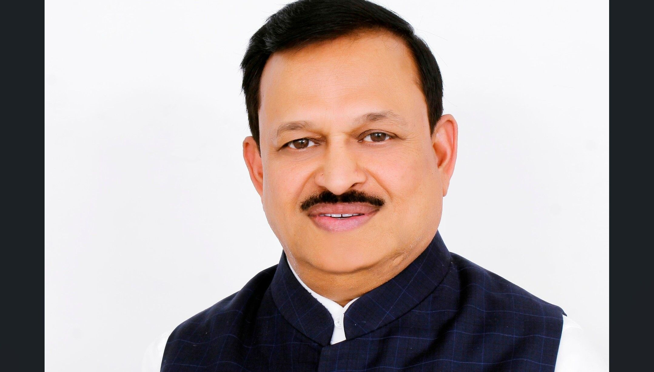 रमेश अवस्थी का जीवन परिचय (जीवनी) : Ramesh Awasthi Biography in Hindi | Ramesh Awasthi Biography ...