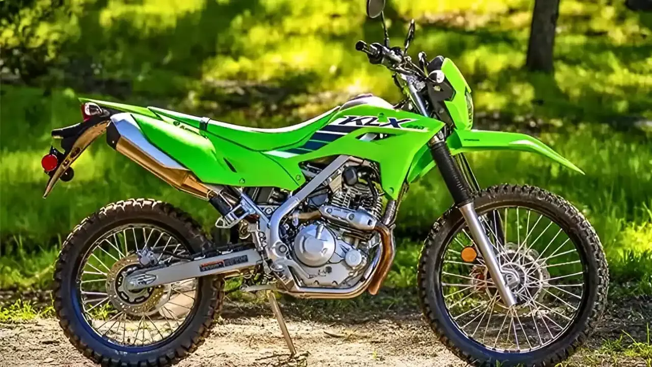 17 अक्टूबर 2024 को धमाका करने आ रही है कावासाकी KLX 230 S बाइक! जानें ...