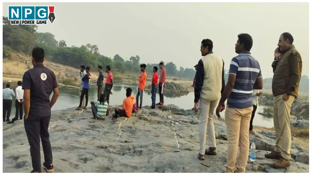 CG News: पिकनिक मनाने गए दो युवक हसदेव नदी में डूबे, एक का शव बरामद, दूसरे की तलाश जारी | CG ...